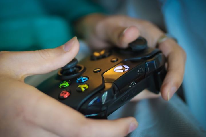 Cold Hands While Gaming: Top 5 Proven Solutions - Increase Gaming